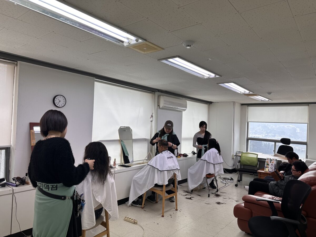 Juno Haircut Volunteer – ACTS